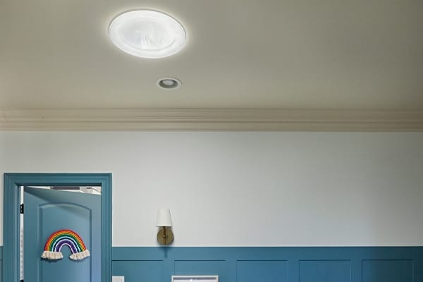 How do Sun Tunnel® Skylight decorative diffusers work? | VELUX Skylight ...